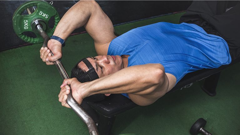 EZ Curl Bar Weight, Benefits and Exercises | Fit Active Living